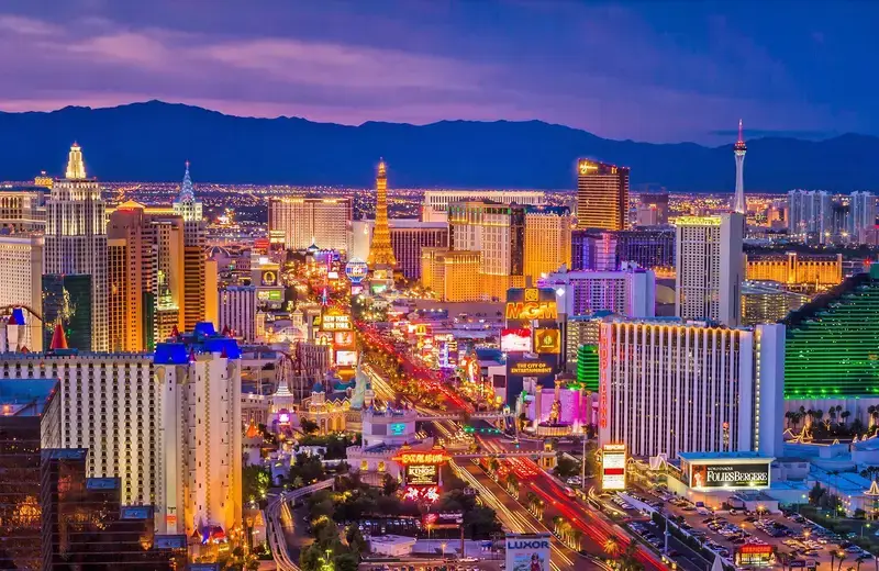 How to Reach Las Vegas Strip: Best Routes, Cost & Travel Tips